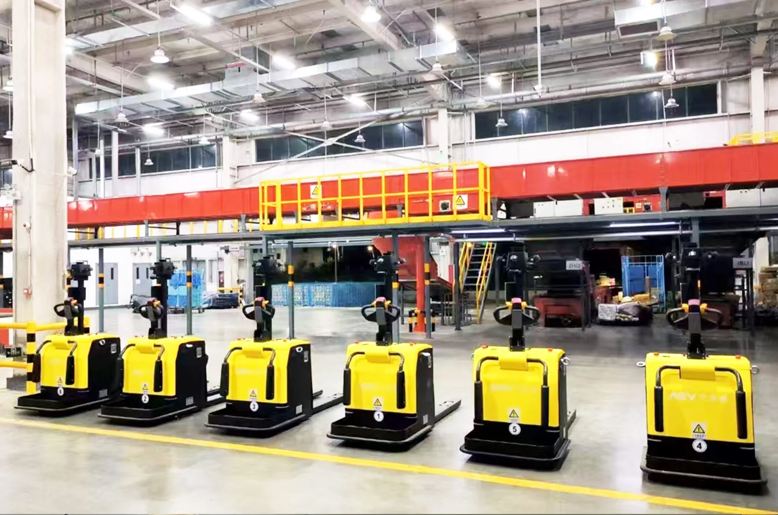 其他 - 艾吉威机器人ROBEST AGV-叉车AGV就选艾吉威